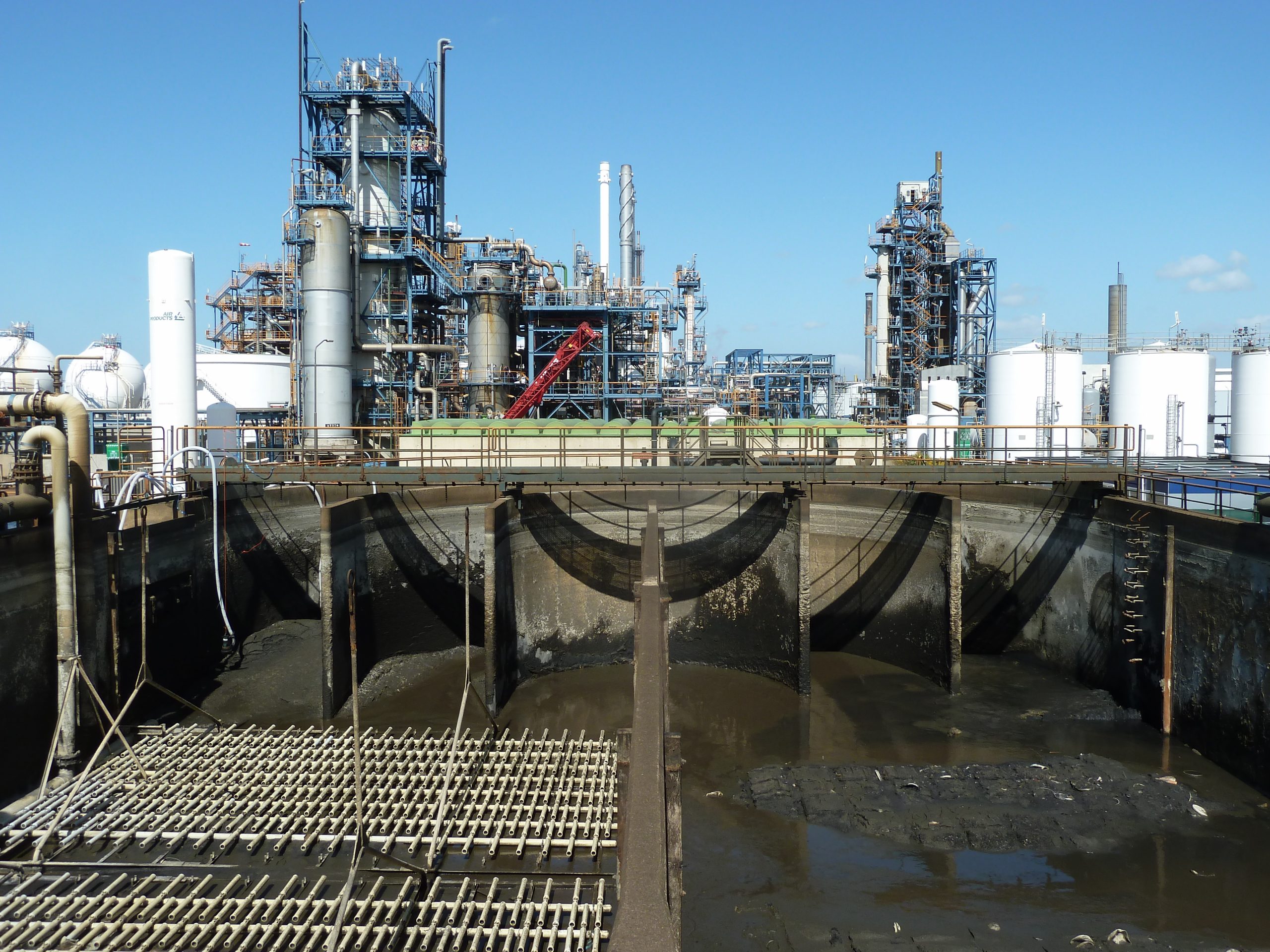 Aerobe Abwasserreinigung Rotterdam Botlek - Solid Services Engineering (DE)